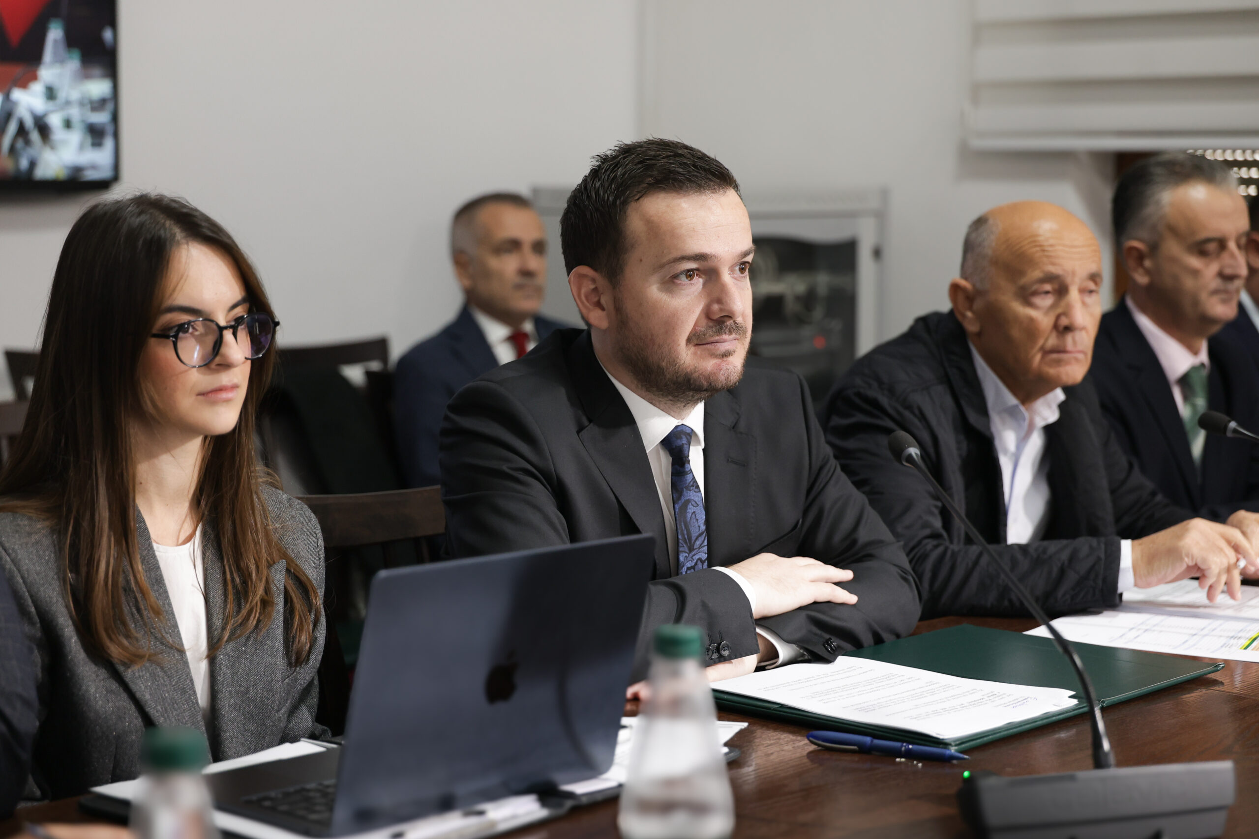 Andis Salla prezanton buxhetin rekord: 16.3 mld lekë për bujqësinë në ...